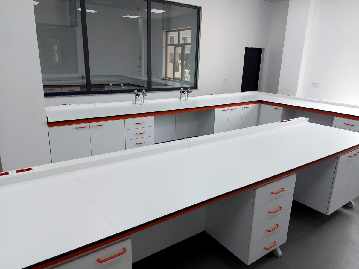 C-Frame Tezgah Sistemleri - Monolab Laboratuvar Sistemleri